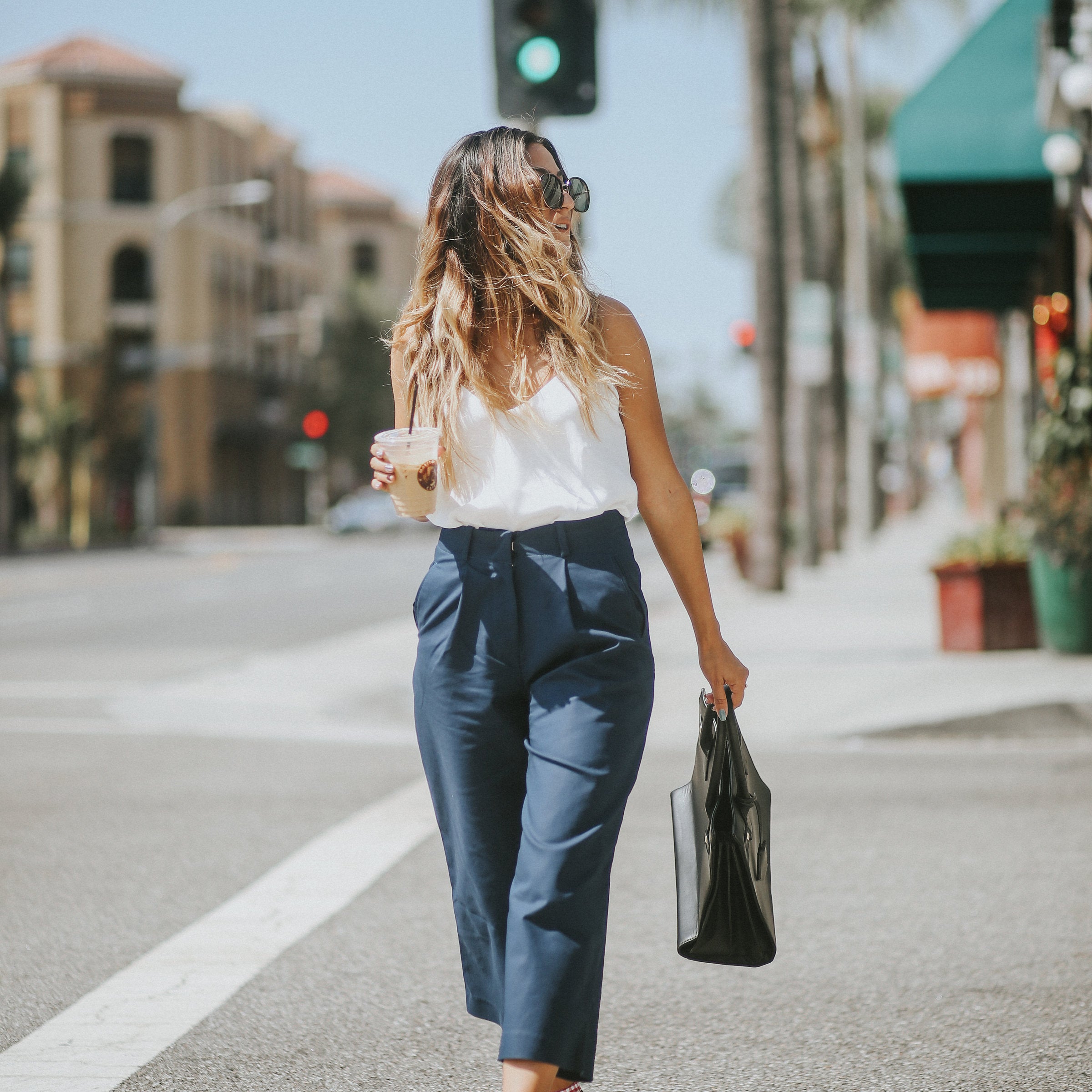 Como Se Vestir Como Uma Verdadeira Californiana – AMARO